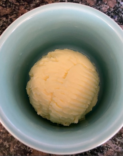 Historical Recipe From the Oregon Trail: How To Churn Butter